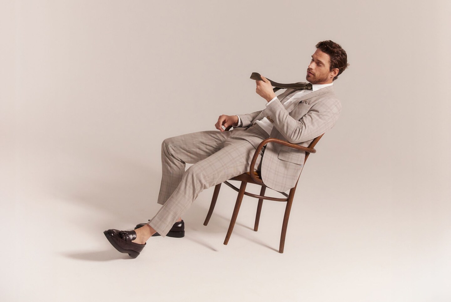 Men's Suit Fit Guide: Find The Perfect Fit | Jacamo