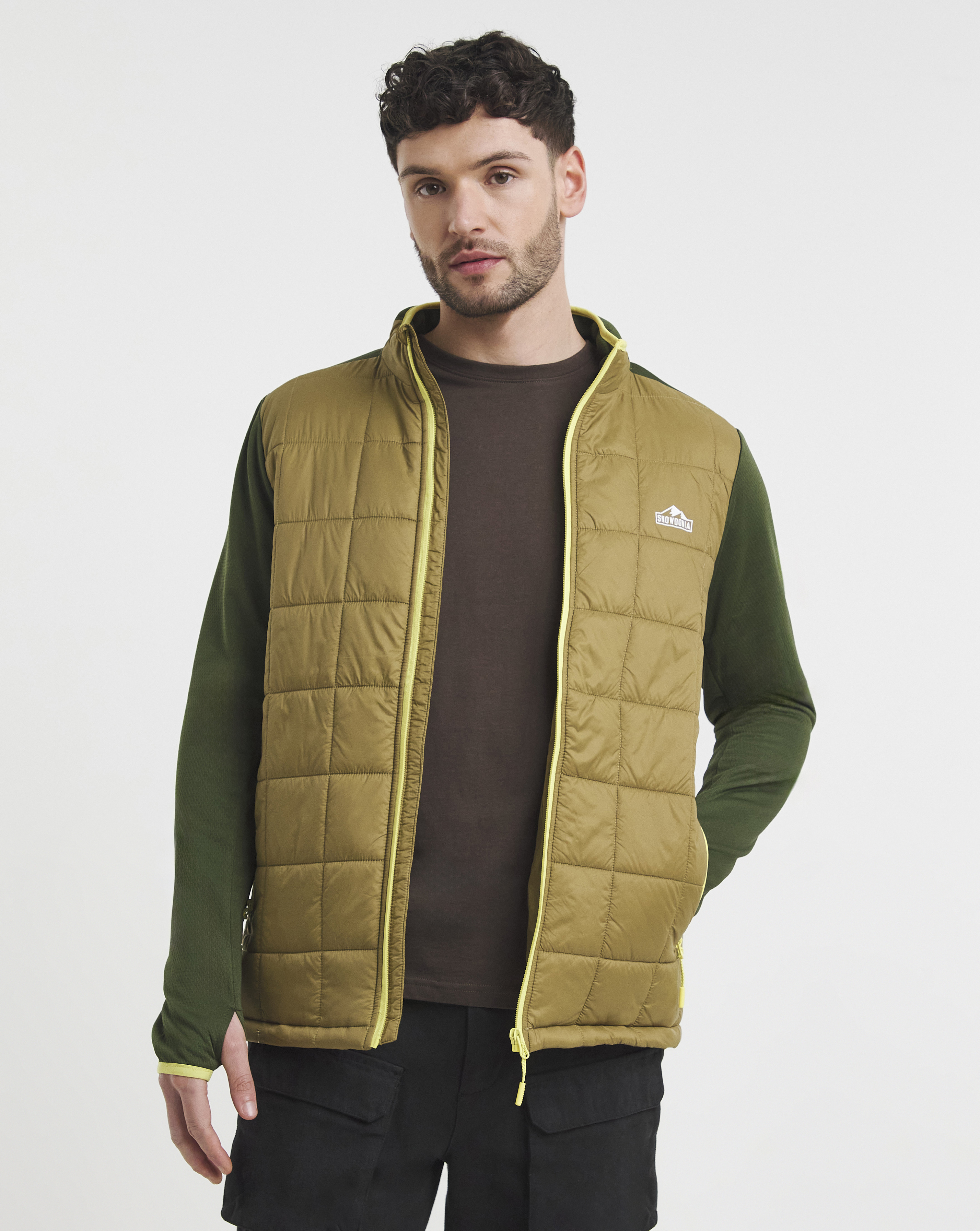 Snowdonia Light Weight Hybrid Gilet | Jacamo