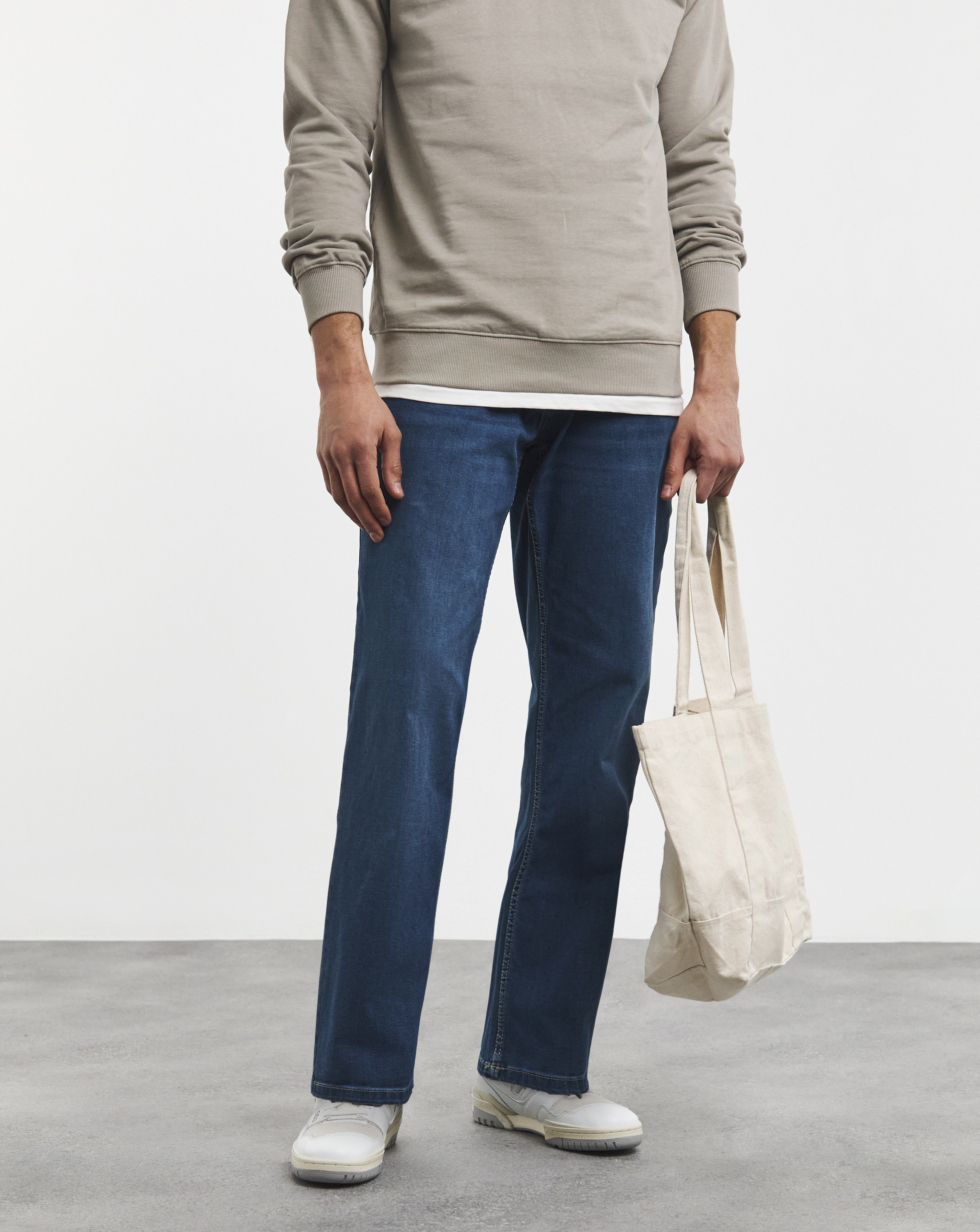 Union Loose Fit Stretch Jeans Lightwash | Jacamo