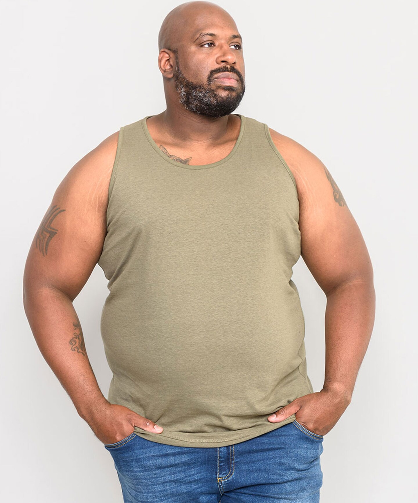 D555 Fabio Muscle Vest Khaki | Jacamo